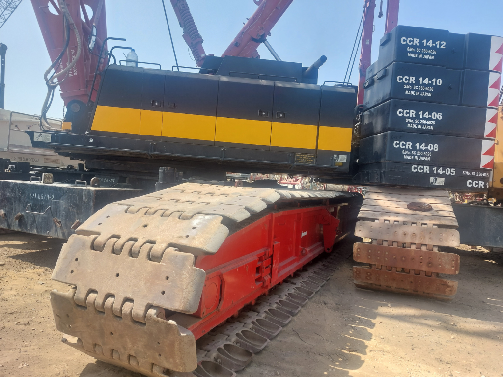 250 Ton Crane – Hitachi – HE Rental