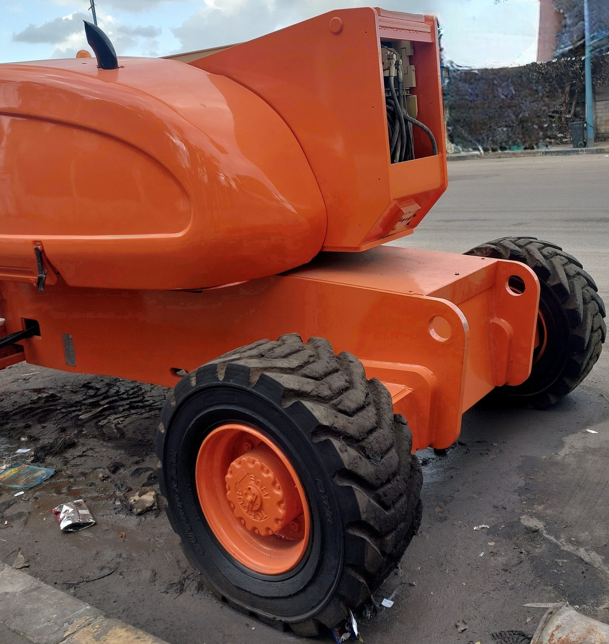 26 m Manlift – JLG – HE Rental